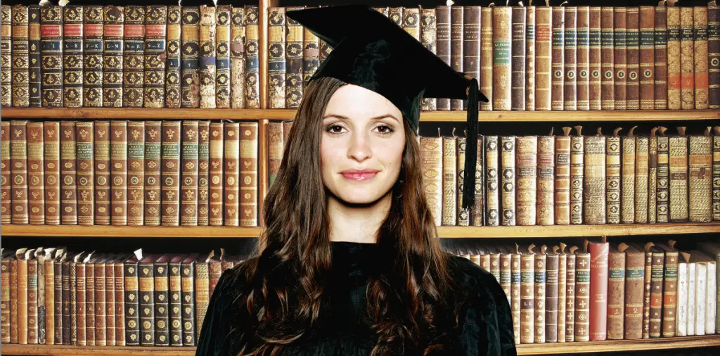 5 Potential Career Paths for English Majors, None of Which Are Teaching