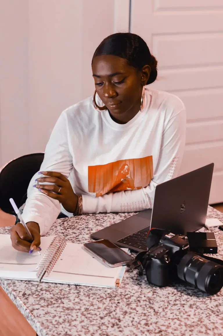 Hampton University's Nia Wellman Is Growing Out Her Roots